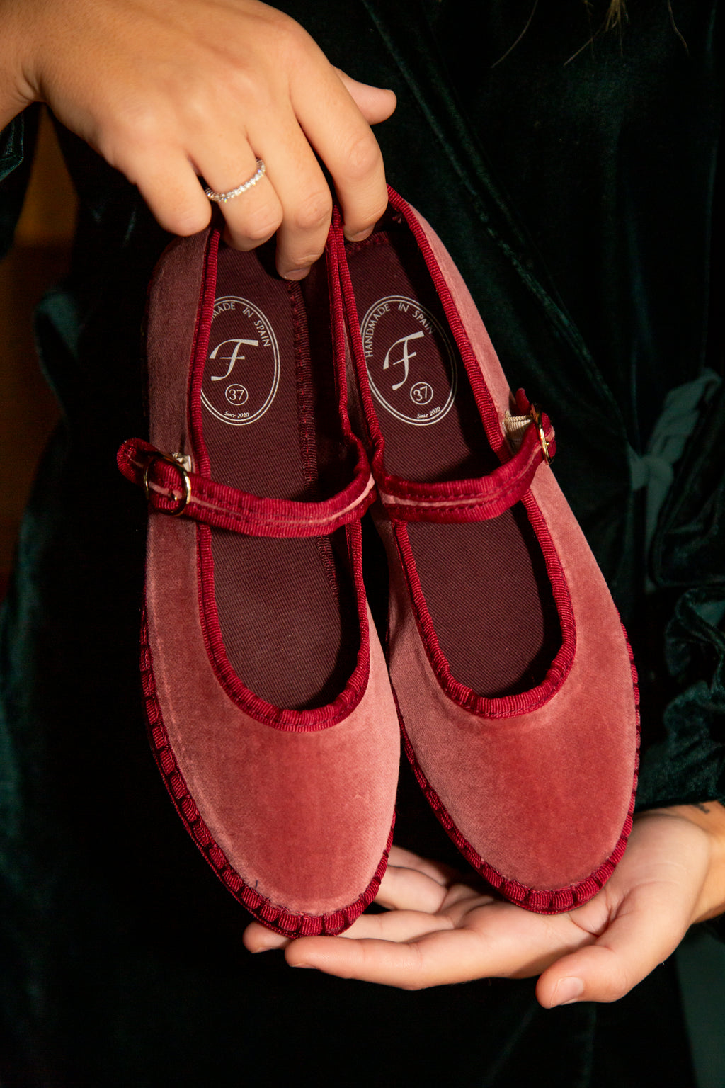 Theresa – Flabelus